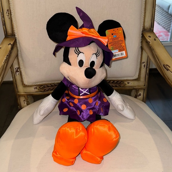 Disney | Toys | Nwt Minnie Mouse Doll Purple Orange Halloween Witch ...